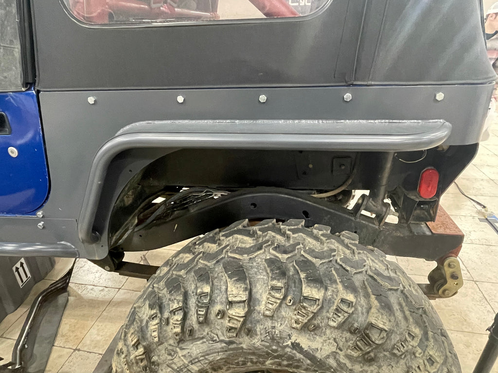 TJ, YJ, CJ7 Comp Cut Rear Armor w/ Tube Flares – Wizard Works Offroad